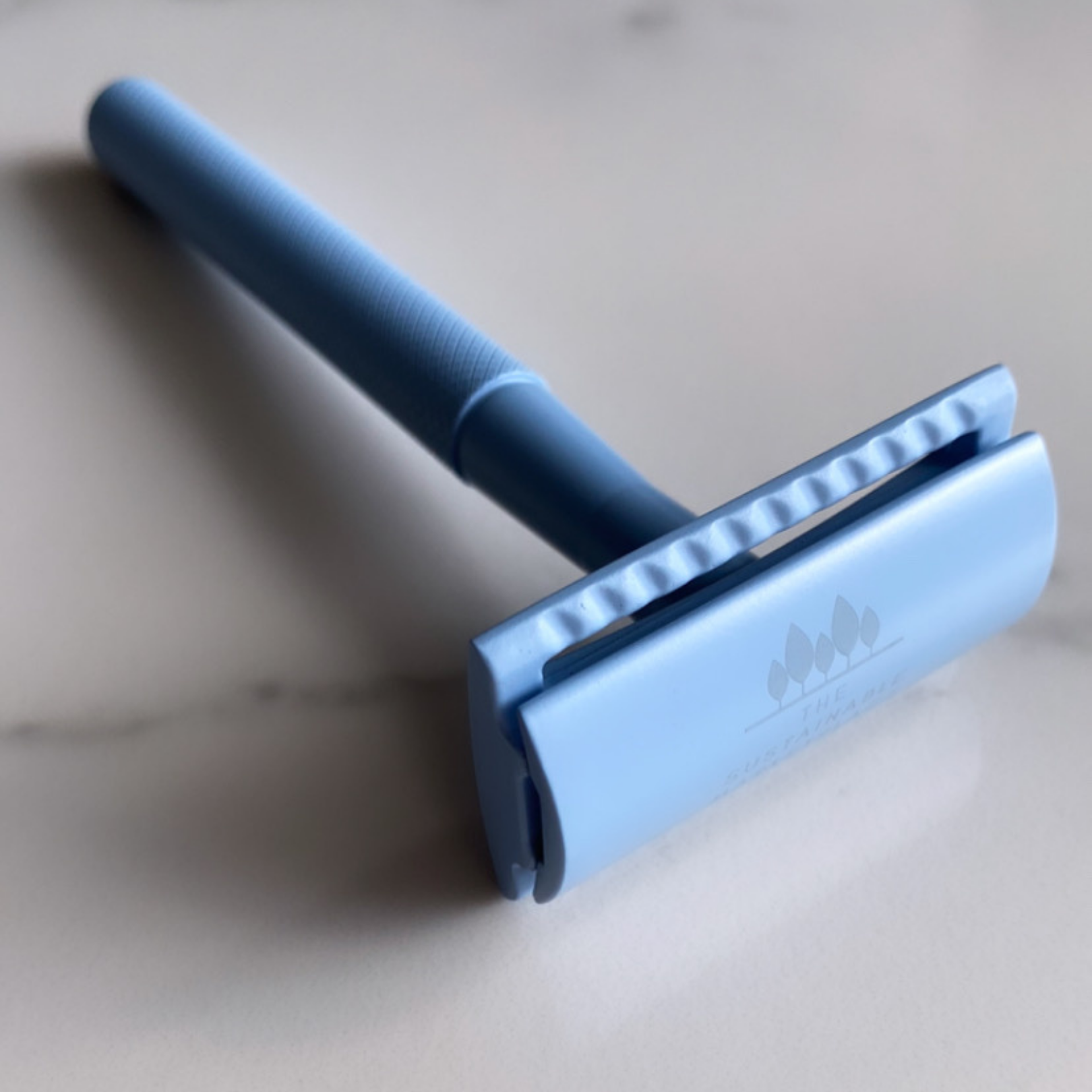 Reusable Safety Razor Blue – The Sustainable Marketplace
